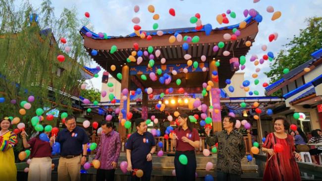 Usung Gaya Korea, Annyeong Market Jadi Tempat Kongko Baru di Surabaya Timur