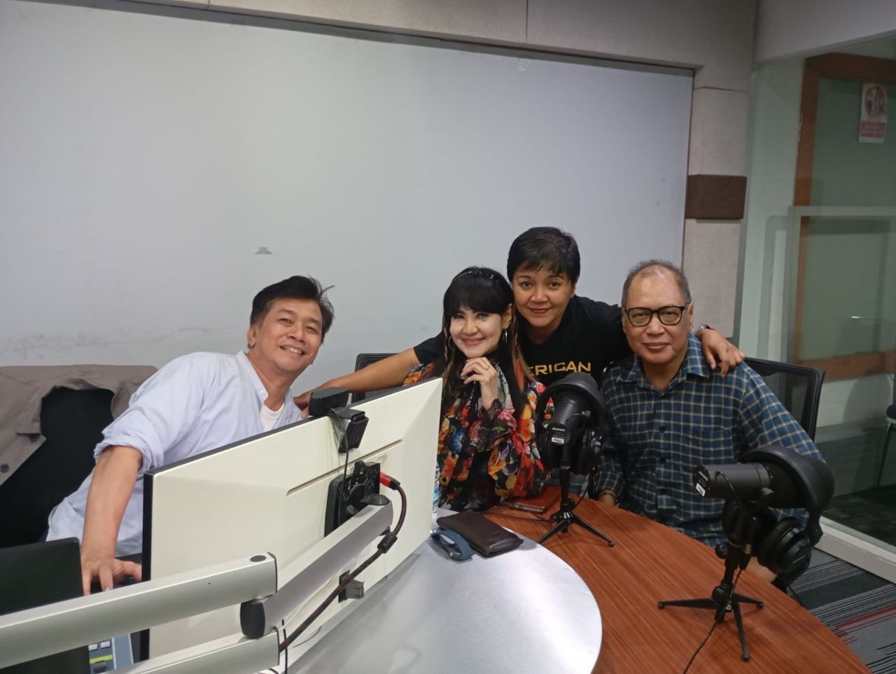 Dadang - Dhani: Kakak - Adik Jadi Ikon Musik Indonesia