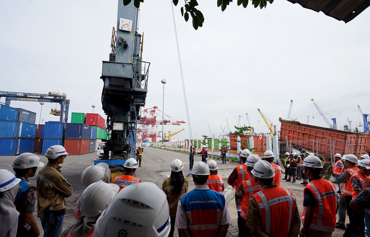 Wow SPTP Selamatkan Pekerja Ketinggian di Bulan K3