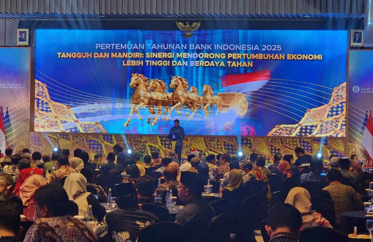 PTBI 2025 : Ekonomi Jatim 2026 Diproyeksi Tumbuh 4,8% - 5,6%, Konsumsi ...